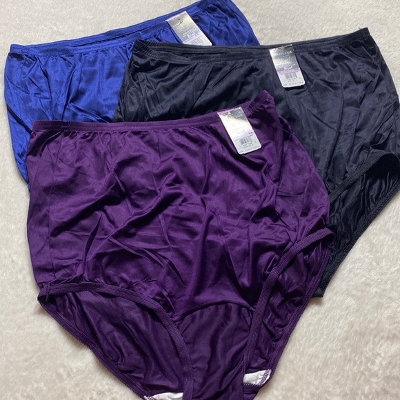 Vanity Fair | Intimates & Sleepwear | M6 Nwt Vanity Fair Perfectly ...